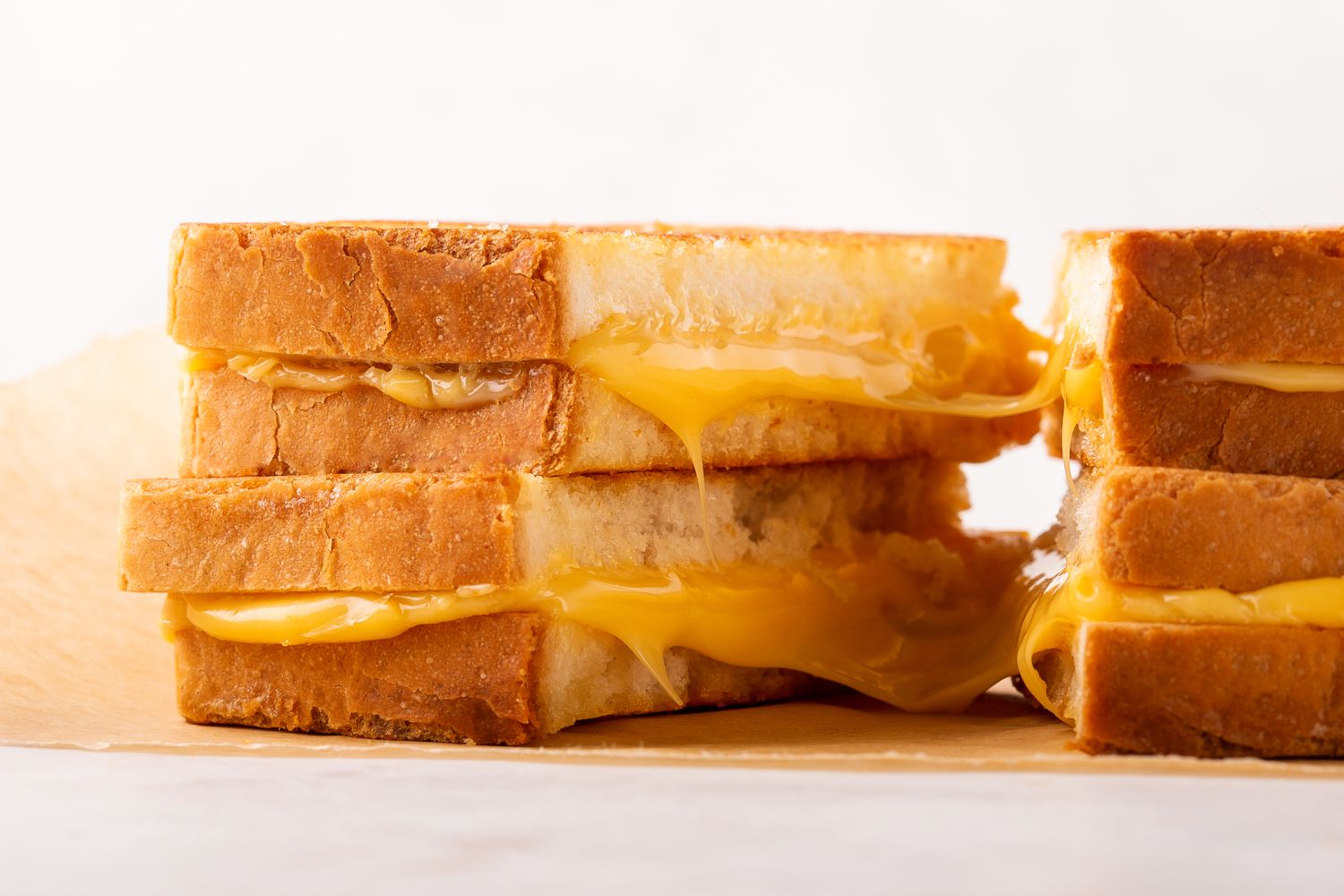 L'astuce pour améliorer le fromage grillé avec un ingrédient congelé